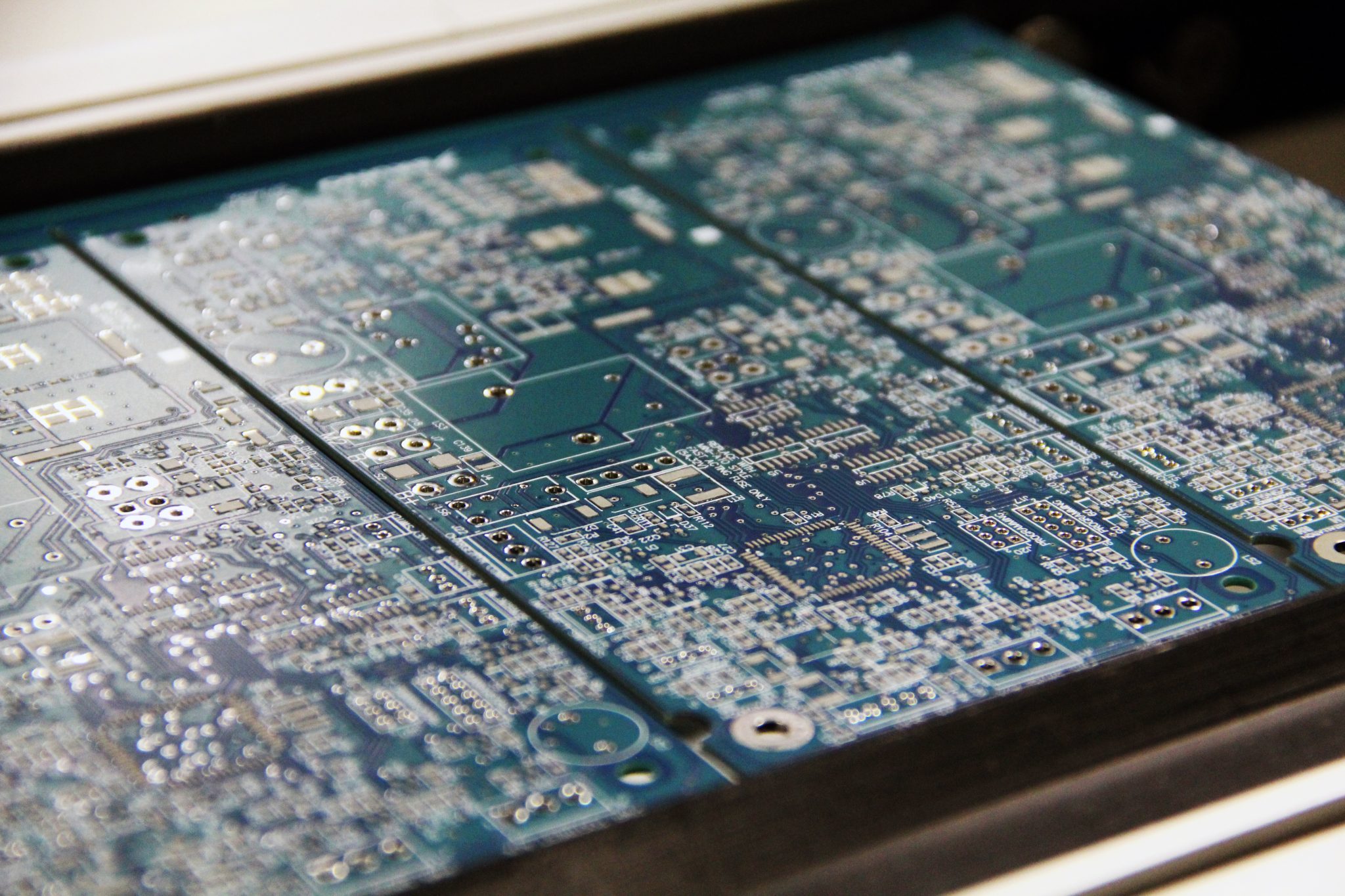 How Does Conformal Coating Protect Marine Electronics?